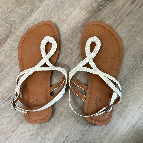 Universal Thread | Shoes | Universal Thread Womens White Braided ...